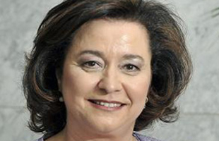 Isabel Montoya, reelegida presidenta del Colegio de Médicos