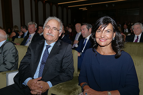 Fenin: 45 años, el viaje de la tecnología sanitaria